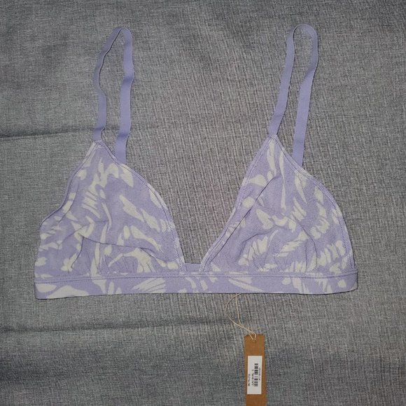 SKIMS | Intimates & Sleepwear | Nwt Skims Small Summer Mesh Triangle ...